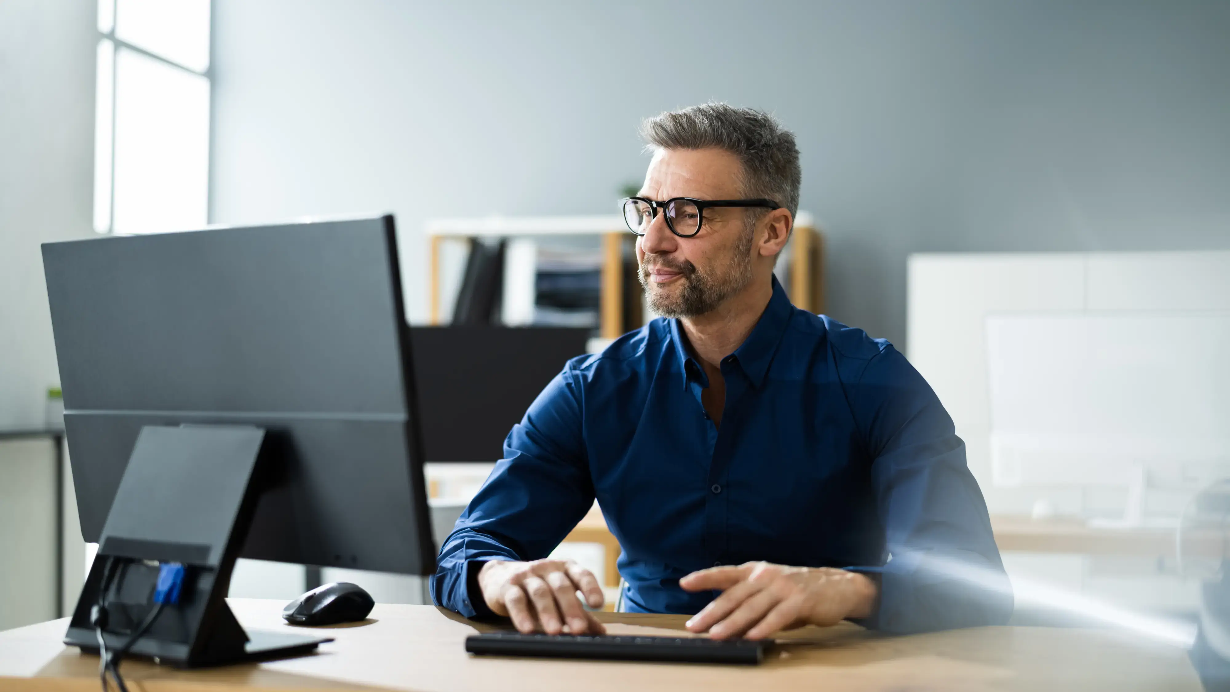 Is Your Business Exposed to AI Risks? | B.F. Saul Insurance